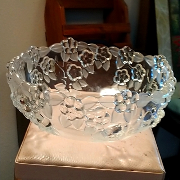 Dining | Vintage Mikasa Germany 8 Oval Carmen Frosted Floral Crystal ...